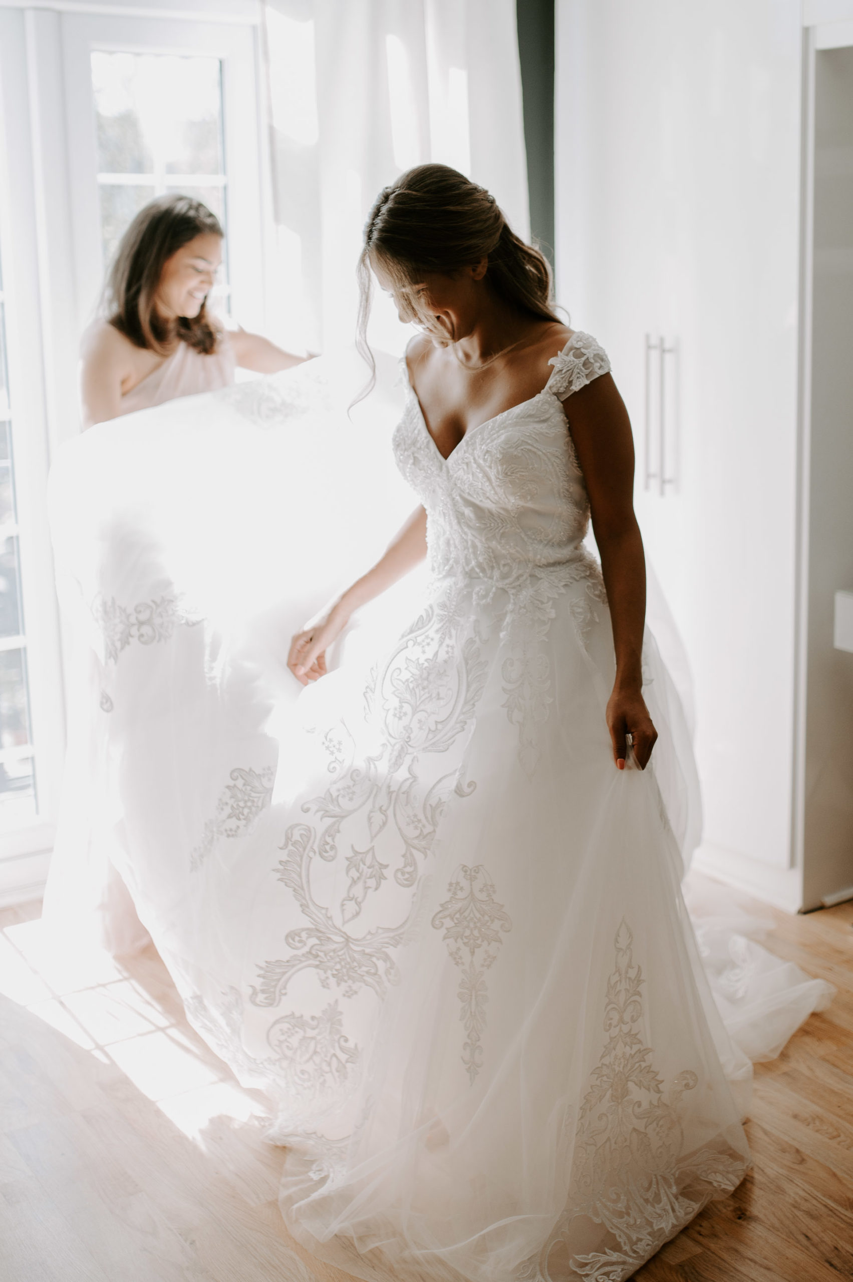 10 Tips for your Prep Photos on your Wedding Day | Laura Williams Weddings