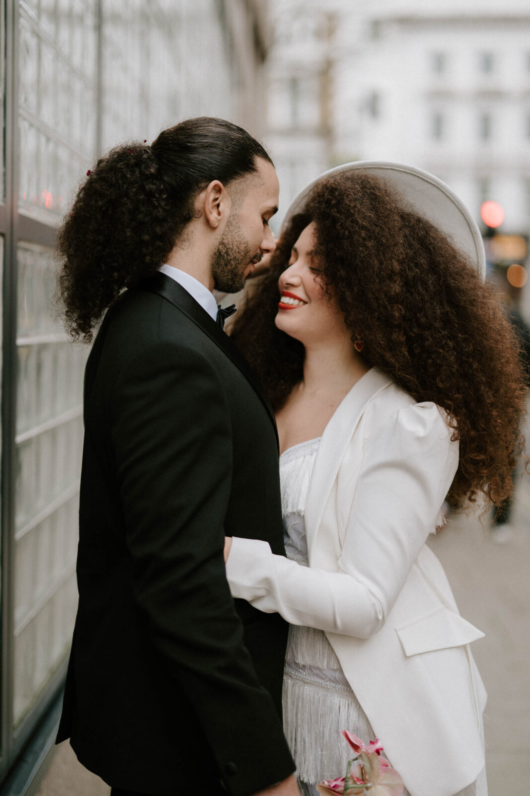 London City Elopement - Mia and George - Laura Williams Weddings